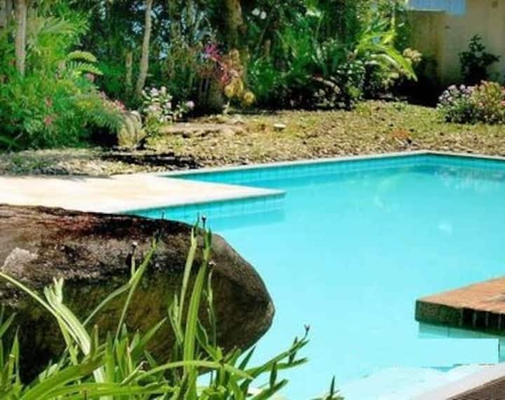 Linda Casa Estilo Mediterrâneo - Ubatuba