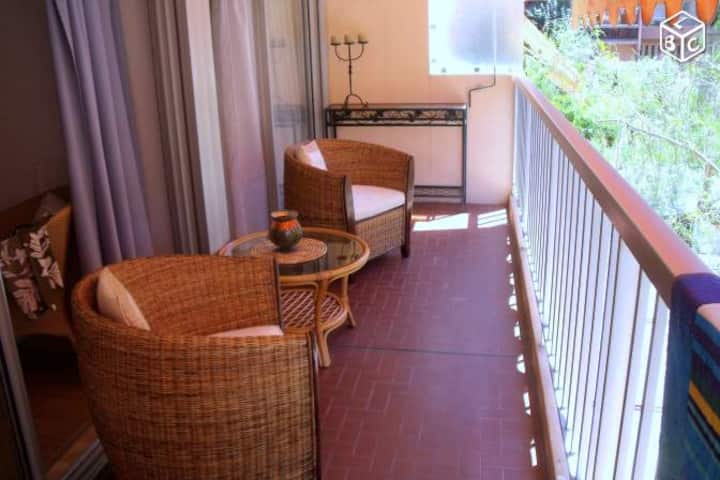 3 Pièces à Menton Près De Plage - Menton