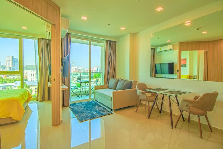 Suite Apartment In City Garden Tower Pool & Gym - Pattaya