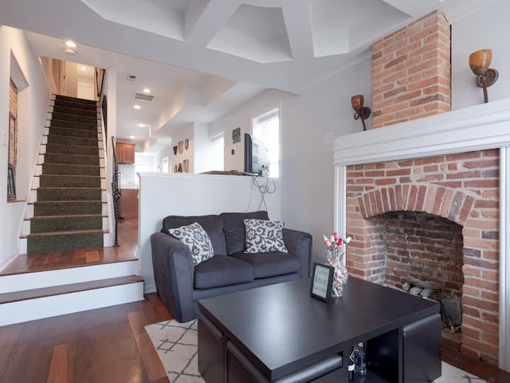 Renovated Baltimore House - Close To Everything - Baltimore