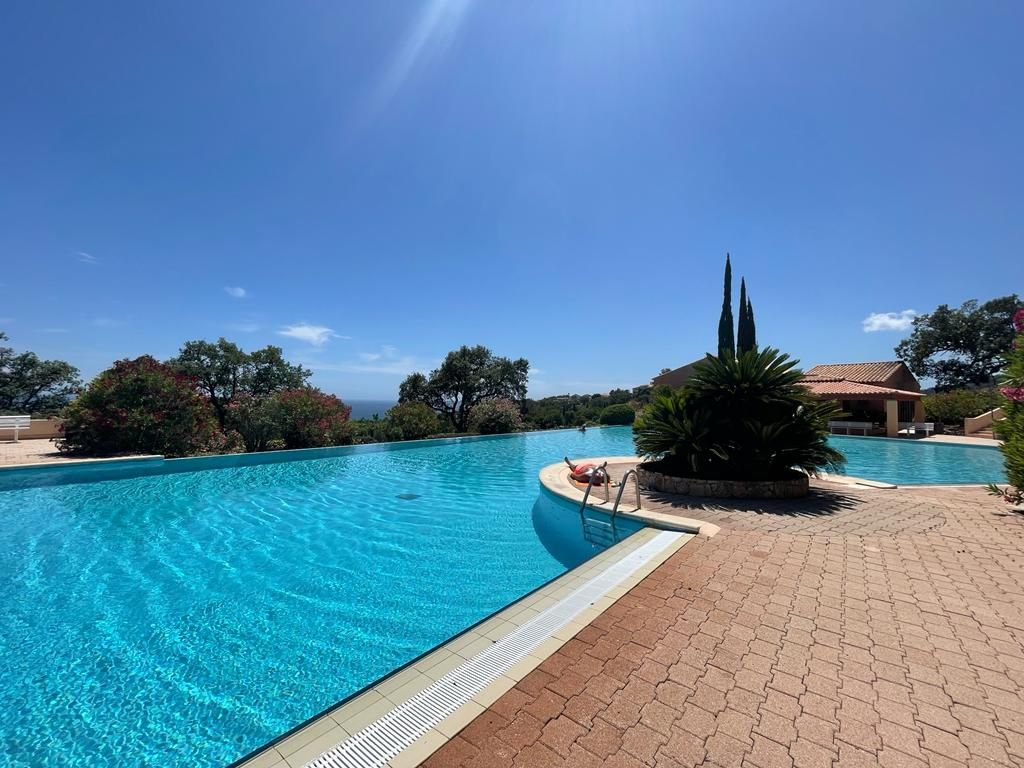 Sea view house, private residence - Houses for Rent in Roquebrune-sur ...