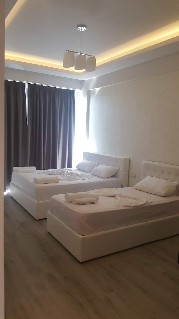 Delfin's Apartaments 4 - Saranda