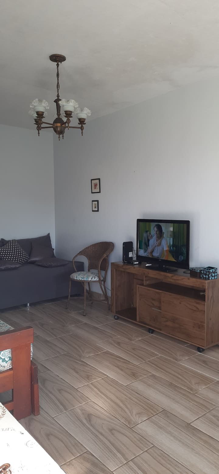 Casa 3 Dormitórios Tramandaí
2 Quadras Do Mar - Tramandaí