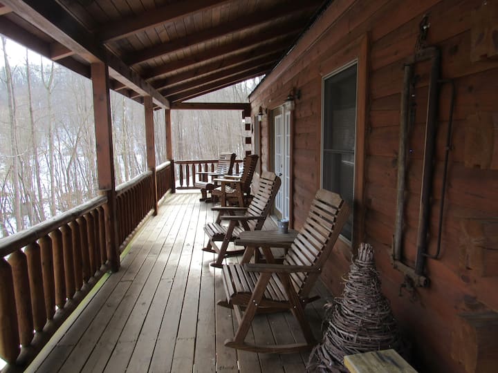 Loft Cabin - Tar Hollow State Park, Laurelville