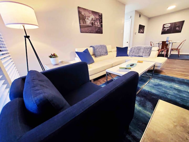 Comfy Downtown Apartment Near The Pearl - King Bed - San Antonio, TX