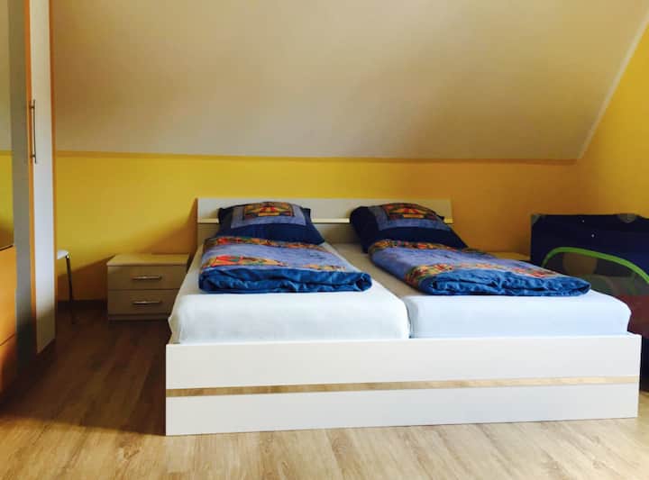 Moderne Wohnung Am Stadtpark - Neualbenreuth