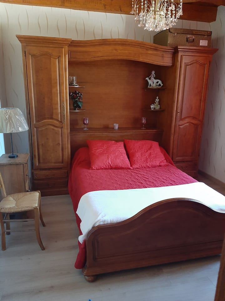 Maison Indépendante Avec Piscine Privée Et Clim - Beaulieu-sur-Dordogne