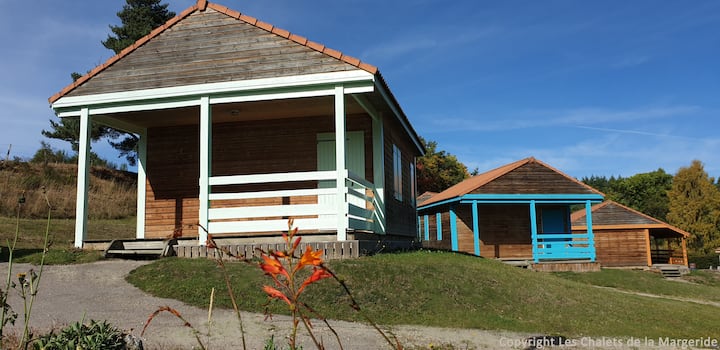 Petit Chalet "Au Vert" 15 Tulipe - Saint-Chély-d'Apcher