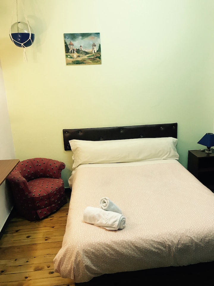 Habitación Privada En Hostal - León
