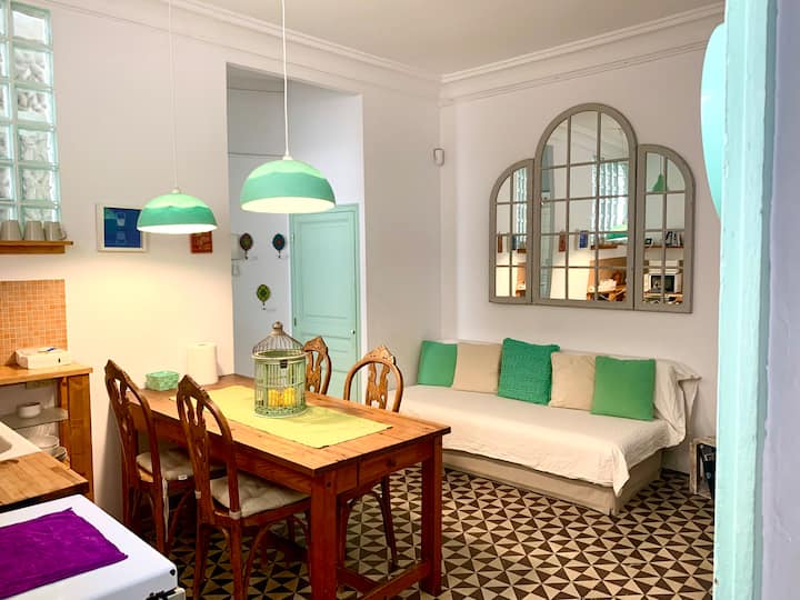 Great Classic&renovated, Top Centrally Located Apt - Badalona
