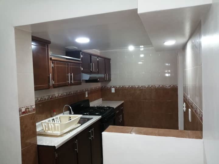 Depa Remodelado Céntrico Cerca De La Feria, Uaa. - Aguascalientes