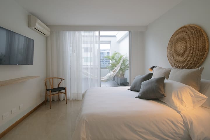 Fantastic 1bd Apartment With Huge Private Terrace - Medellín