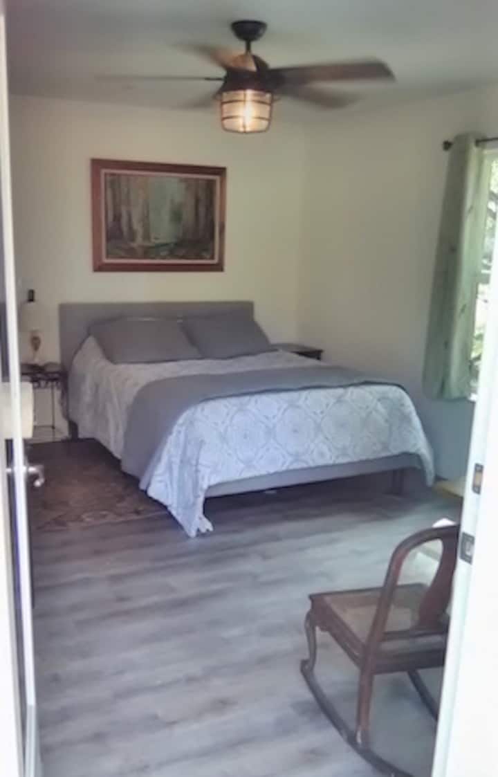 $30 Off Private Nature Retreat Suite. Meet Mr. Ed! - Mariposa, CA