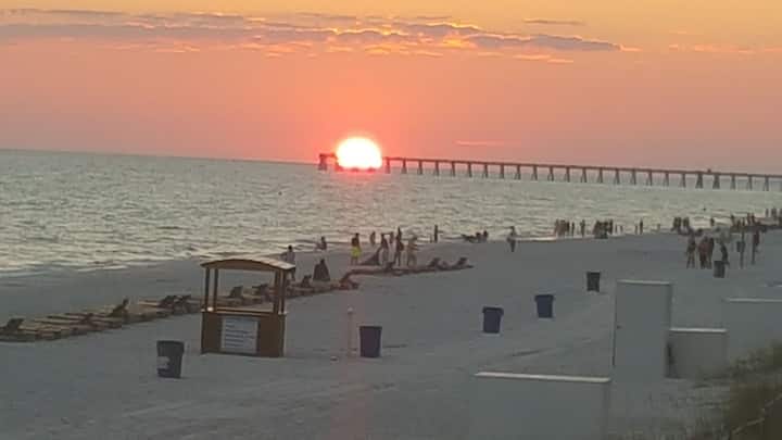 Cool Beach Pad #2 On The Beach! - Panama City Beach, FL