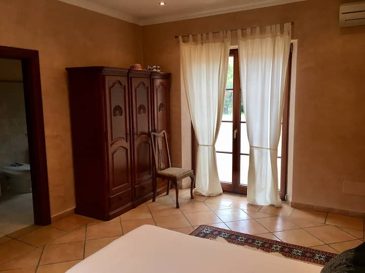 Kingsize Bedroom Apt In 5 Star Finca Inca/campanet - Búger