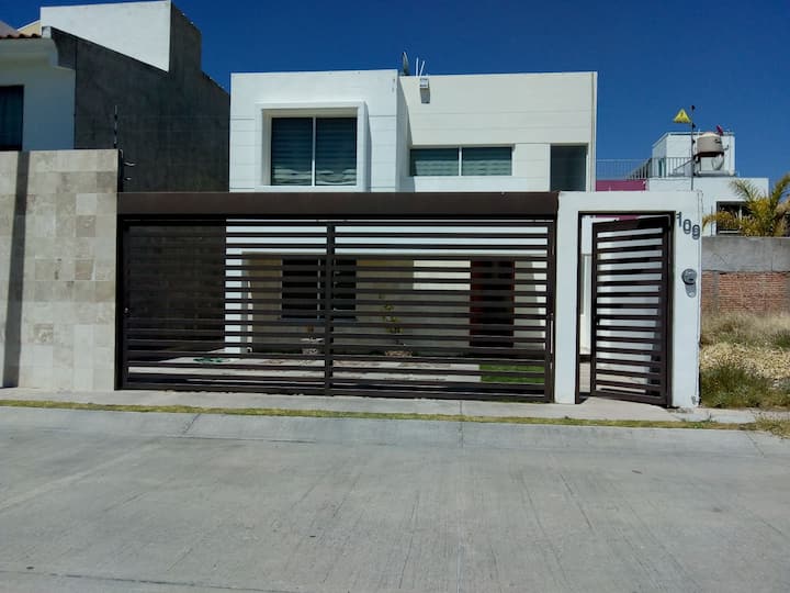 Casa Puesta De Sol "Ideal Para La Fnsm" - Aguascalientes