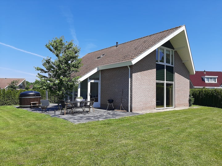 Villa Weltevrede Met Hottub - Netherlands