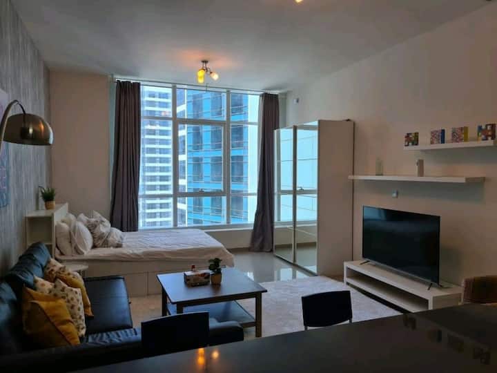 Lovely Large Studio In The Heart Of Reem Island - Abu Dhabi