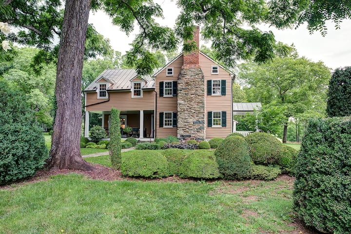 Historic Tip of the Hill, Purcellville, Virginia - Houses for Rent in ...