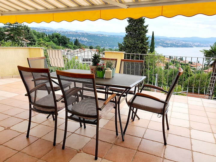 Stunning,bright & Spacious 2 Bedroom Apartment - Opatija