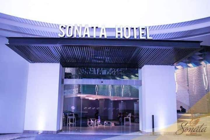 Hermosa Suite Con Dos Habitaciones En Angelópolis - Puebla