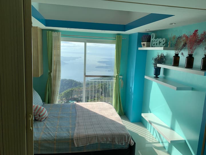 Hotel Suite Inspired Wind Residences T4 2032 - Tagaytay