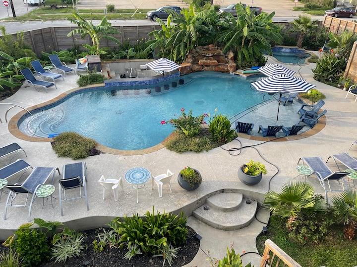 Giph Mermaid’s Tale  Sleeps 2 W/queen - Galveston, TX