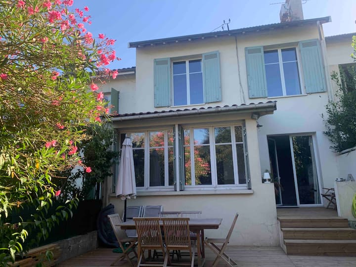 Superbe Maison Avec Jardin/clim/4 Chambres - Bordeaux
