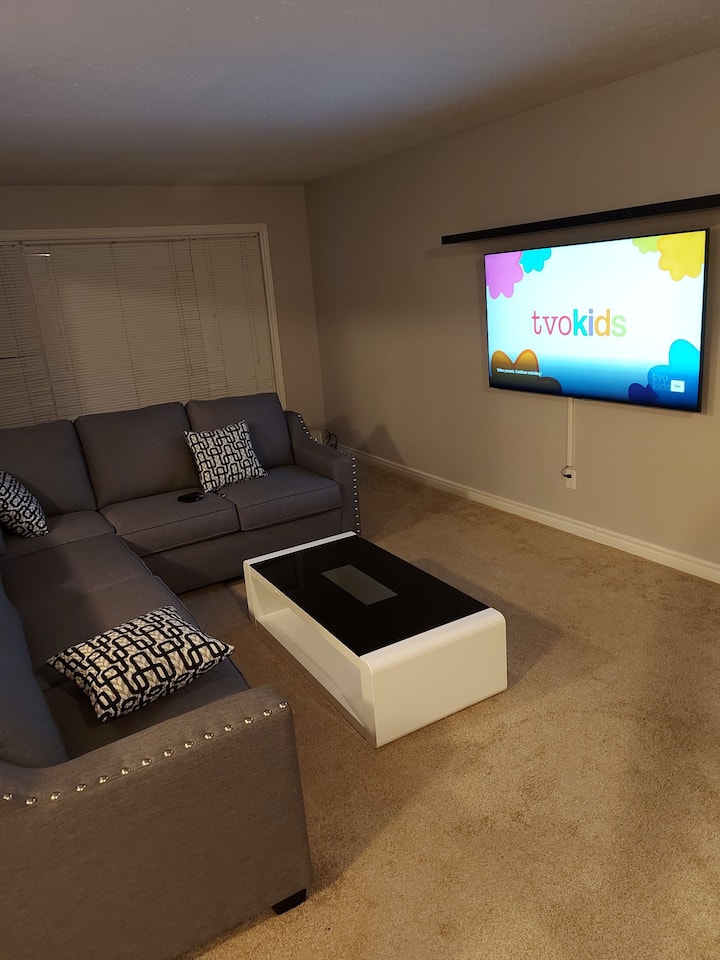 Ugigi Happy Home & Tourism;
A Home Away From Home - Kitchener, ON, Canada