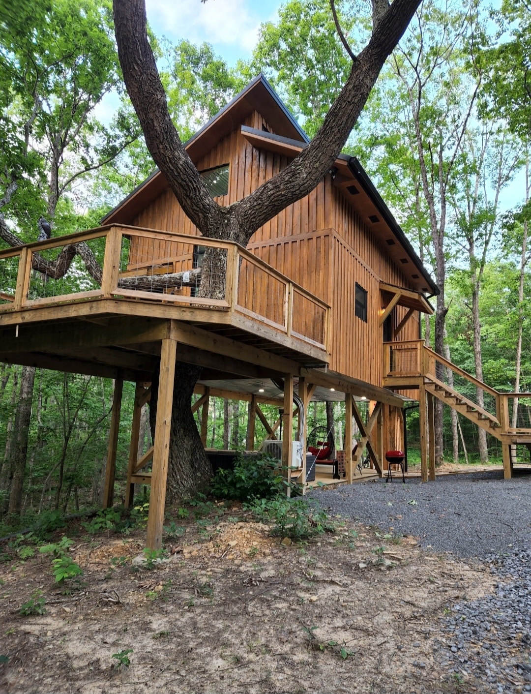 Red Room Cabin ~ The Treehouse Dungeon for Couples - Tree houses for ...