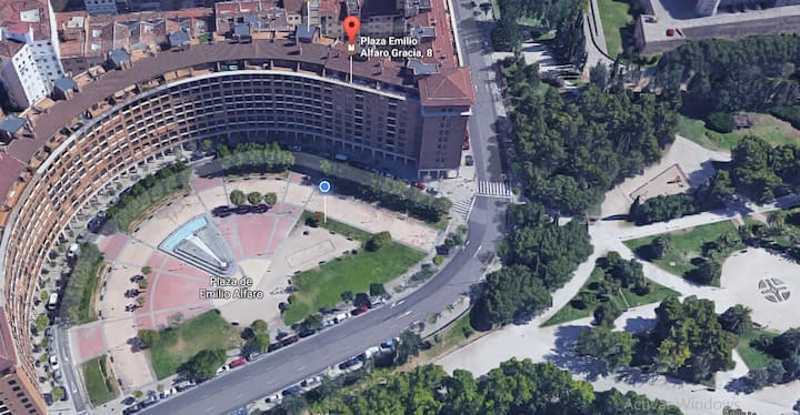 Habitación Frente A La Aljafería - Zaragoza
