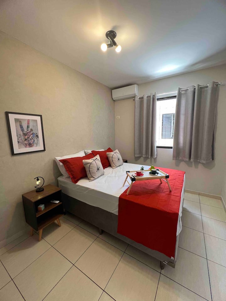 Studio 01 - Próx. A Uem, Com Garagem, Ac E Wi-fi - Maringá