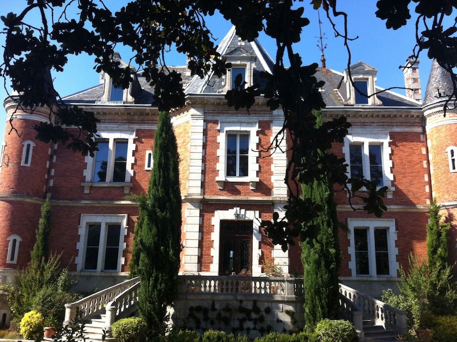 Château De Beauregard, Castets, Landes. - Châteaux à louer à Castets ...