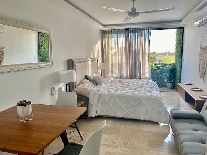 New Studio With Ocean View 1 Block From The Beach! - Playa del Carmen