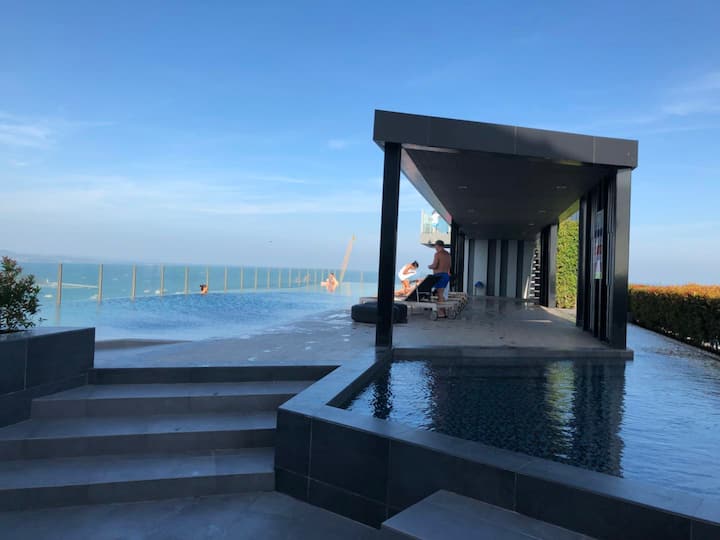 芭提雅市中心 苠宿 The Base 两居 高层 海景 多人出行首选 - Pattaya