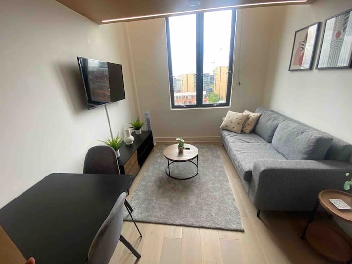 Lovely 1 Bedroom Duplex Apartment In Manchester - Manchester