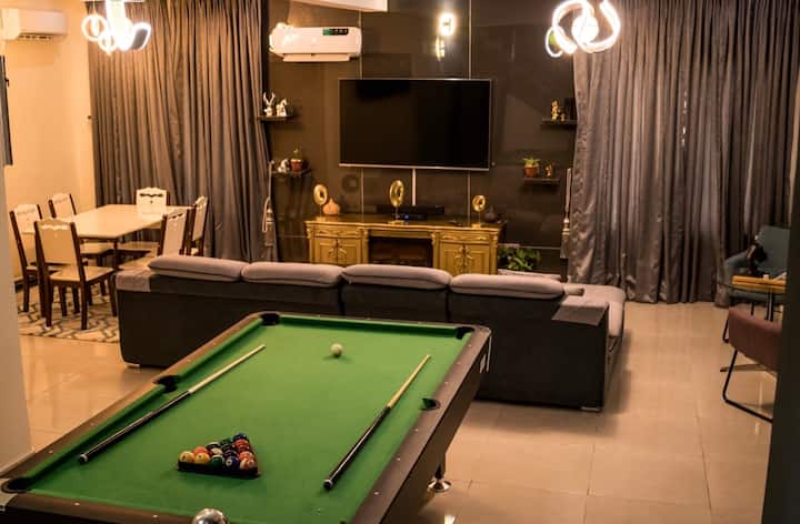 Luxurious Fully Furnished 6 Bedroom Mansion - Lagos