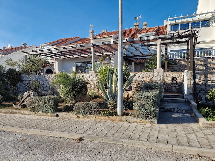 Terrace & Bbq - 3 Bedroom/apt - Dubrovnik