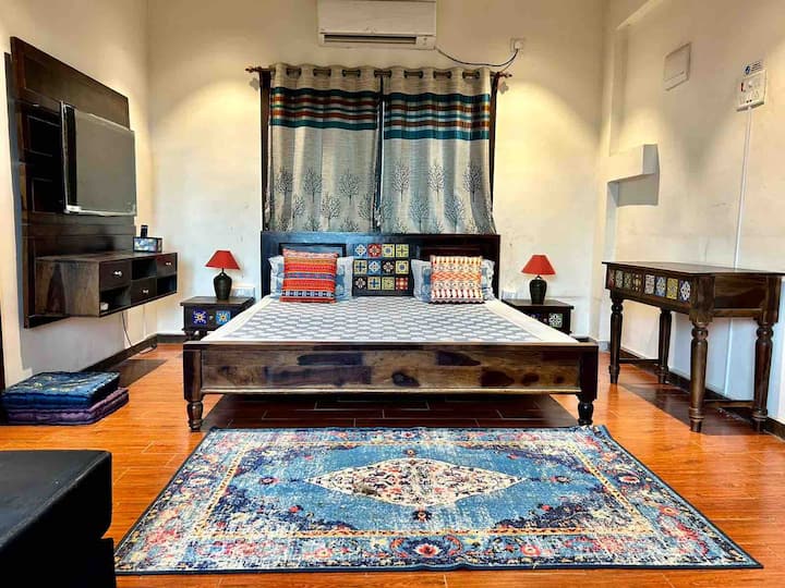 Seaview Villa For Families: Mumbai Getaway! - uran