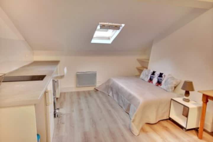 Studio à 5 Mins à Pied Du Trocadéro - Champs-Élysées - Paris