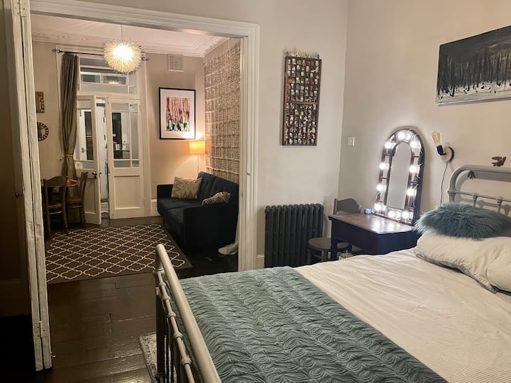 Beautiful 1 Bedroom Apartment In Victorian Home - Greenwich