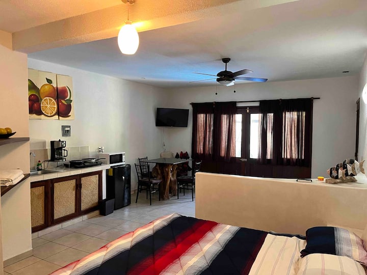 Hermosa Villa 1 Con Alberca-. La Ropa, Zihuatanejo - Zihuatanejo