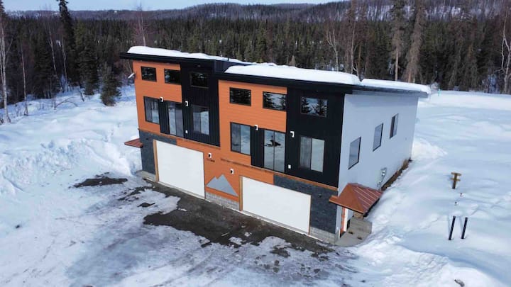 On The River! New Modern Duplex Unit #2 - Union lake, Soldotna