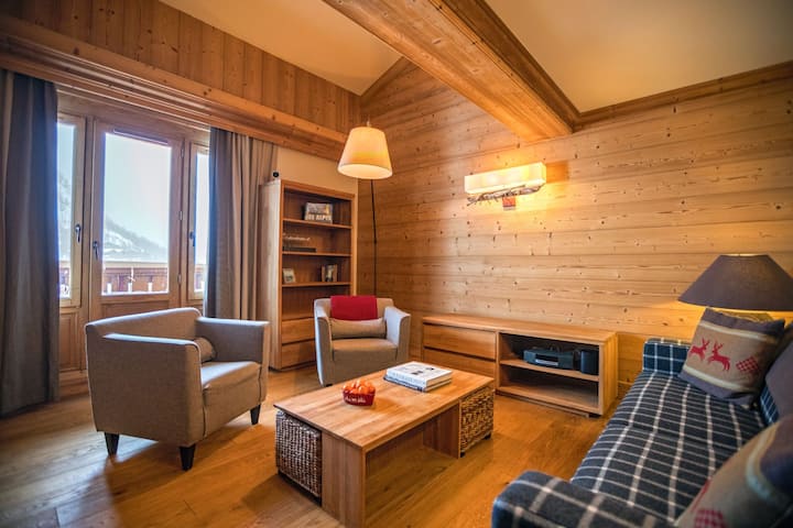 L'aquila 34 - Luxury 3 Bedroom Ski-in/ski-out Duplex Apartment - Val-d'Isère