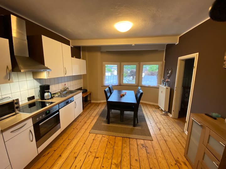 6 Betten In Verkehrsgünstiger Und Ruhiger Lage - Velbert