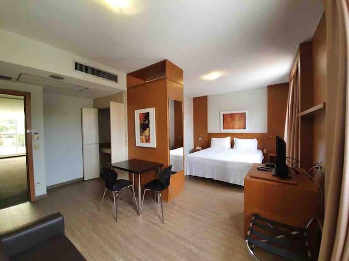 ;Hotel 4 Estrelas - Uberlândia
