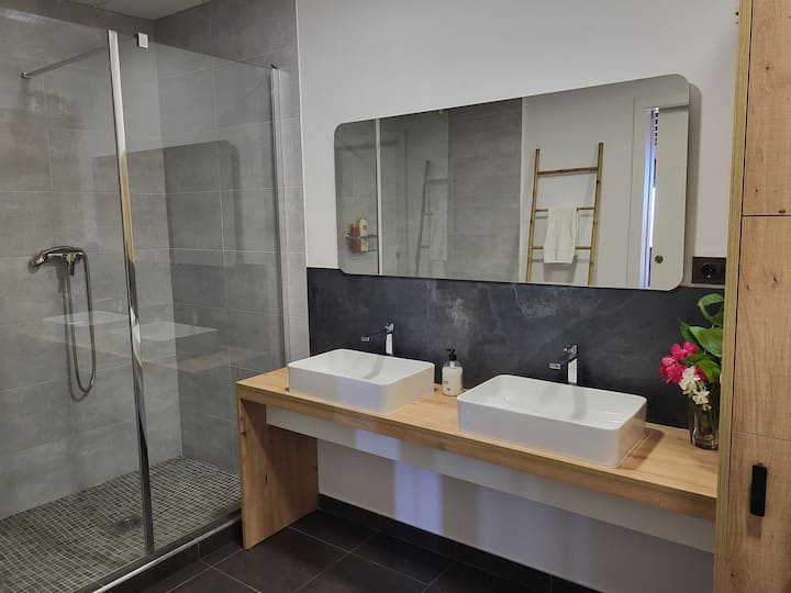 Magnífica Casa Con Vistas. Casa Lo Canyero 2 - Riumar