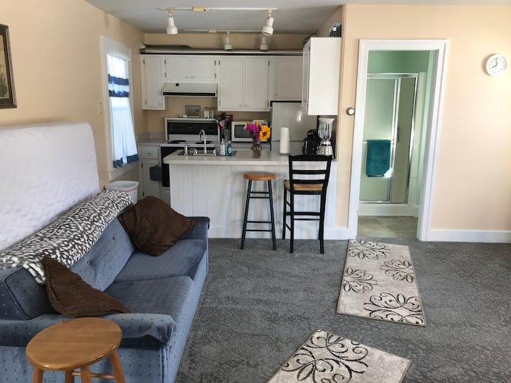 Private Apartment With Water Views. - Bath, ME