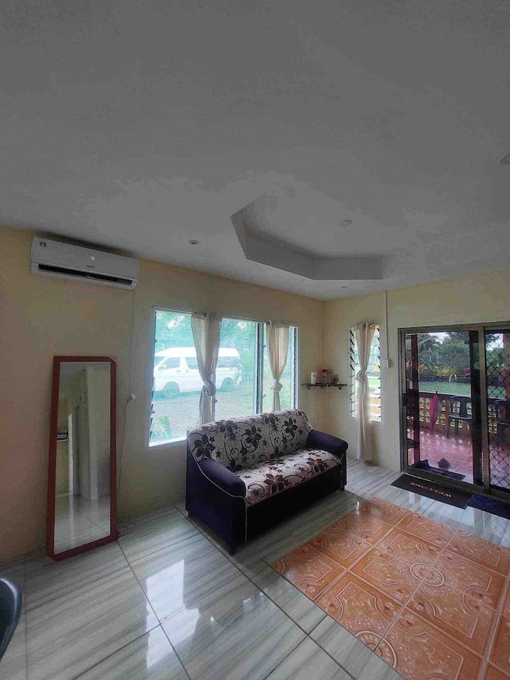 Smileys Holiday Home - Apia
