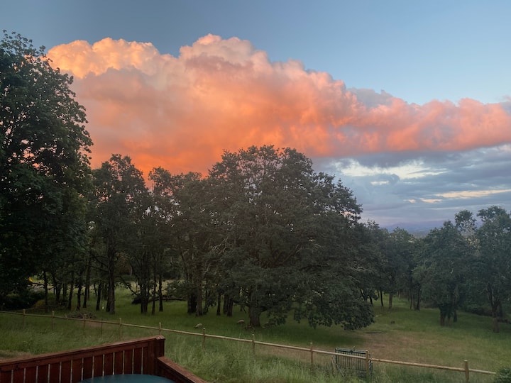 Oak Summit Retreat - Ankeny Vineyard, Salem